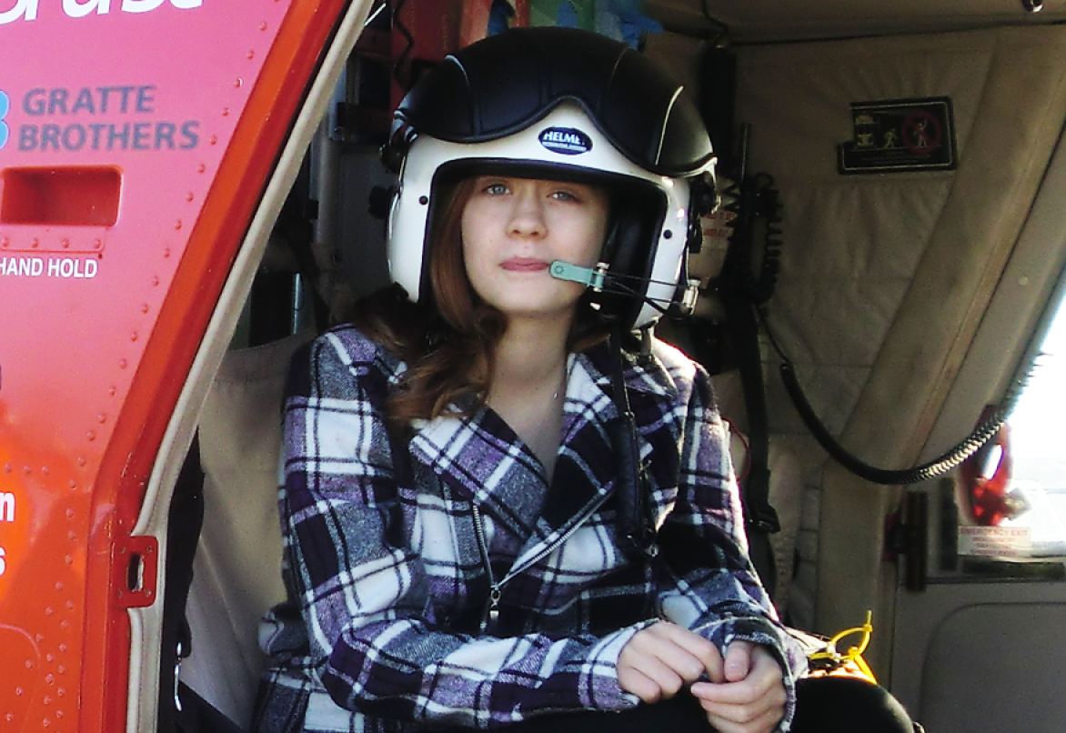 Patient visits medical team who helped save her life | London’s Air ...